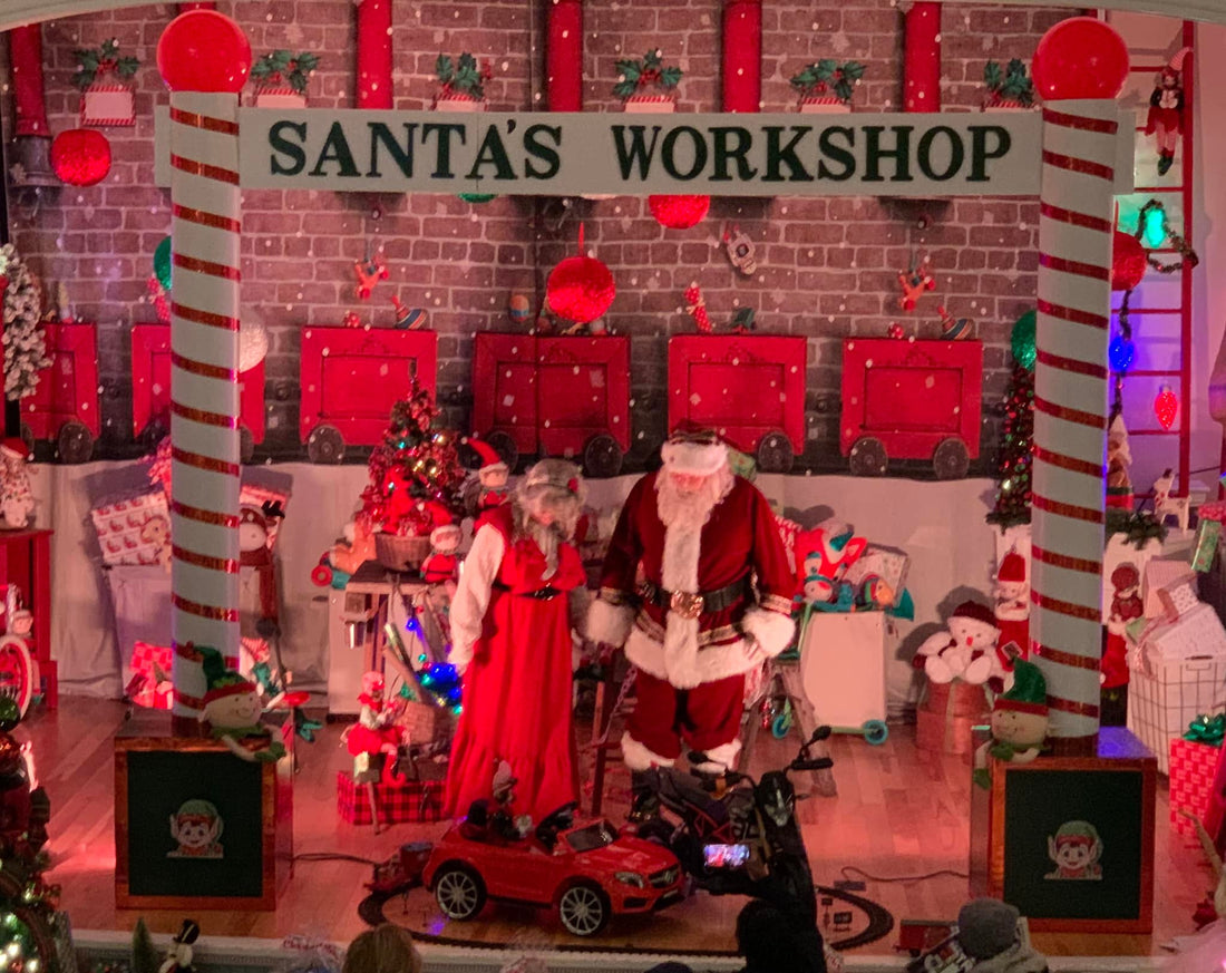 Santa Gift Factory Background Christmas Backdrop UK DBD-19305